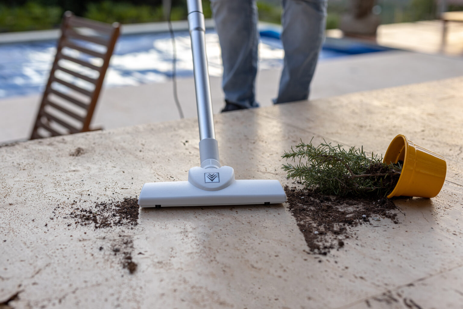 Aspiradora Vertical 2 en 1 VCL2 Karcher